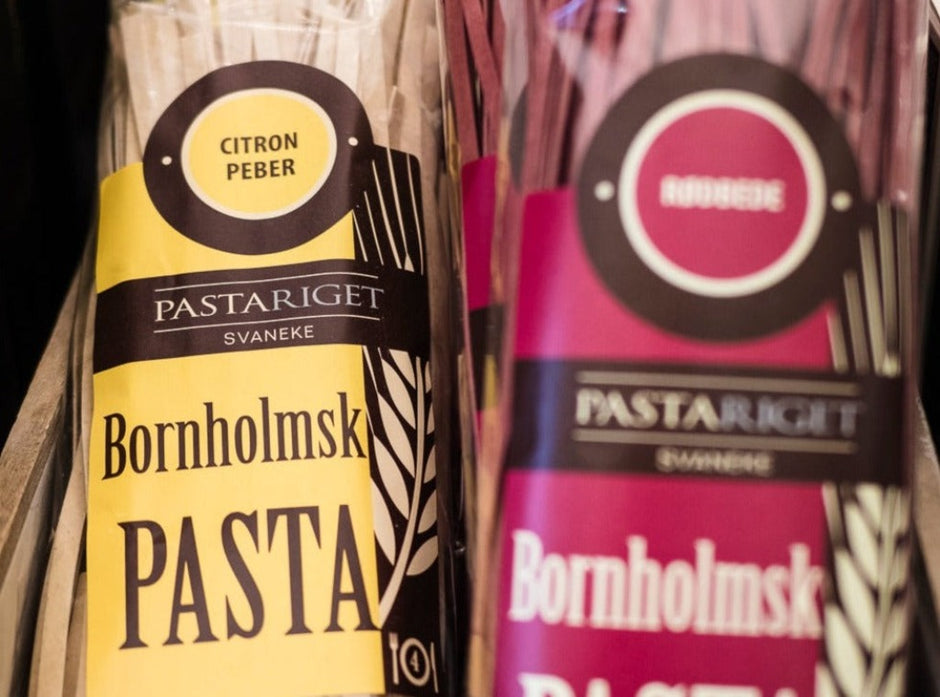 Presenter – Grand Deli